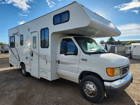 2005 Other Ford Econoline E450 Super Duty Cutaway Van 1fdxe45s45hb32877