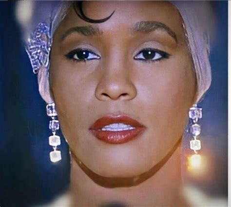 Pin By Ik63 On Whitney Houston Whitney Houston Pictures Whitney