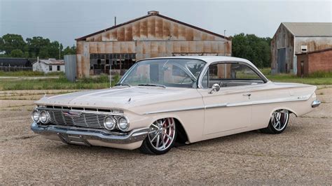 Pin By Magnificent Badass On Custom Vehicles And Extras 1961 Chevy