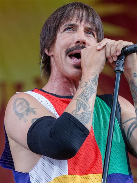 Ione Skye Spills All On Her Wild Love Life With Anthony Kiedis John