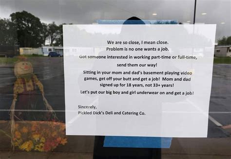 These 50 Photos Show How Comically Toxic Many Workplaces Are