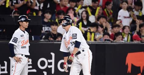 볼넷 만루 찬스가 이닝 교대로 유로결 역대급 황당 견제사 김태군 매의 눈에 한화 초당황 [대전 현장]