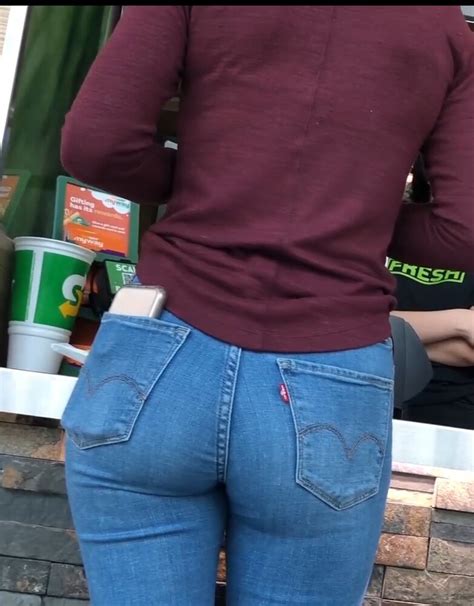 Mmmm What A Gorgeous Ass In Levis Not Oc 😩🤤🍑👖 Tight Jeans Forum