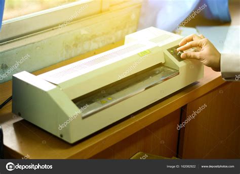 School Laminating Machine