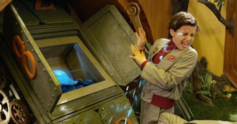 Odd Squad Fixing The Odd Squad Server Pbs Odd Squad Fixing The Odd Squad Server Pbs