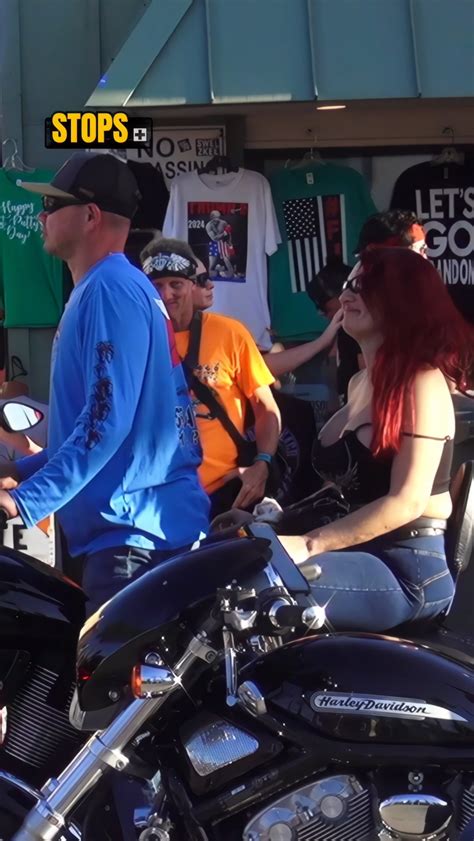 Motorcycle Madness On Main Street 🏍️ 🇺🇸 Motorcycle Motos Bikers