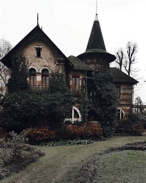 Pin By Mónika Nagy On Old House In 2024 Gothic House Dream House
