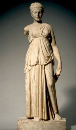 The Hellenistic Chiton Is A Chiton Worn By Women Unlike Other Chitons