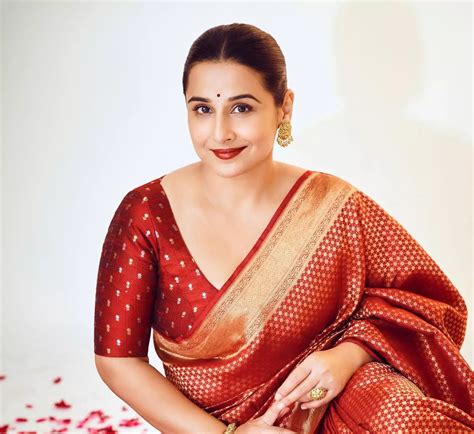 Glowing In Red Banarasi Saree For Gudi Padwa Vidya Balan