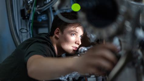 Center For Quantum Spintronics Quspin Ntnu