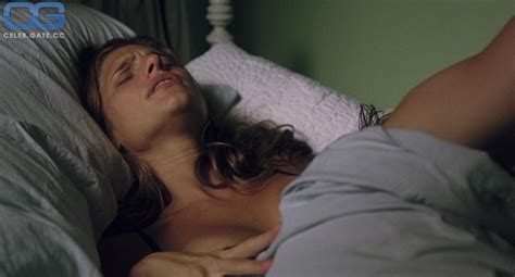 Lake Bell Nude Pictures Photos Playbabe Naked Topless Fappening