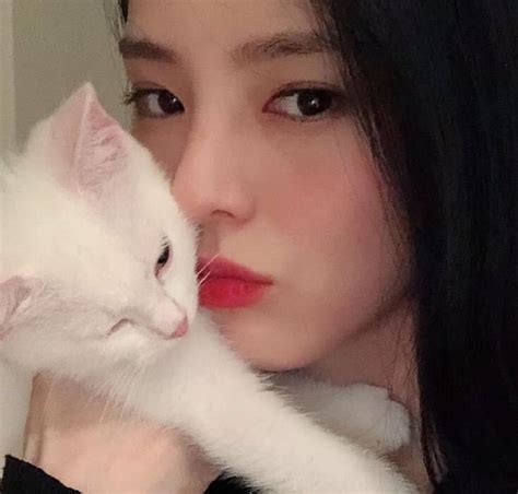 한소희 데뷔전 And 데뷔초 인스타 사진들  연예이슈 수다방 네모판