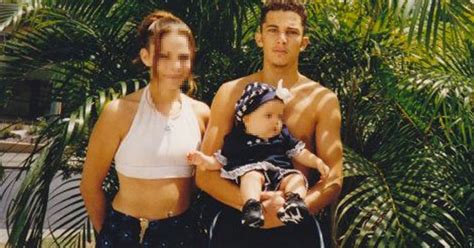 ახალგაზრდა ბიჭი პირდაპირ საყვარელი ბიძის დაკრძალვიდან გაქრა ოჯახი მას მთელი 16 წელი ეძებდა