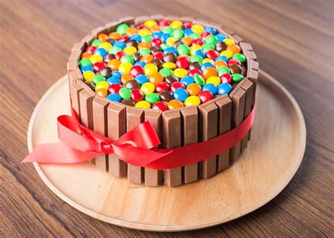 Mandm Kit Kat Cake