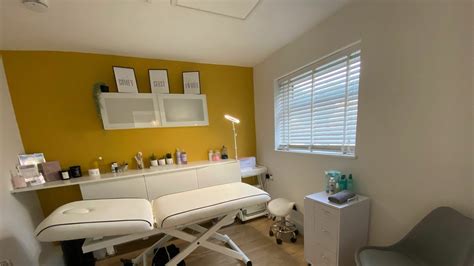 Chloe Mae Ukiyo Ukiyo Hair Beauty Portland 14 Easton Street