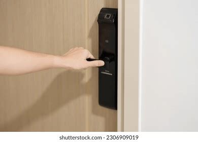 Using A Smart Door Lock Images Stock Photos D Objects Vectors Shutterstock