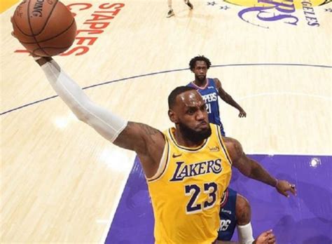 5 Bola Basket Termahal Di Dunia Okezone Sports