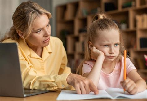 როგორ არ უნდა აღზარდოთ თქვენი ქალიშვილი ოჯახში ძალადობის მსხვერპლად 7 რჩევა ფსიქოლოგისგან