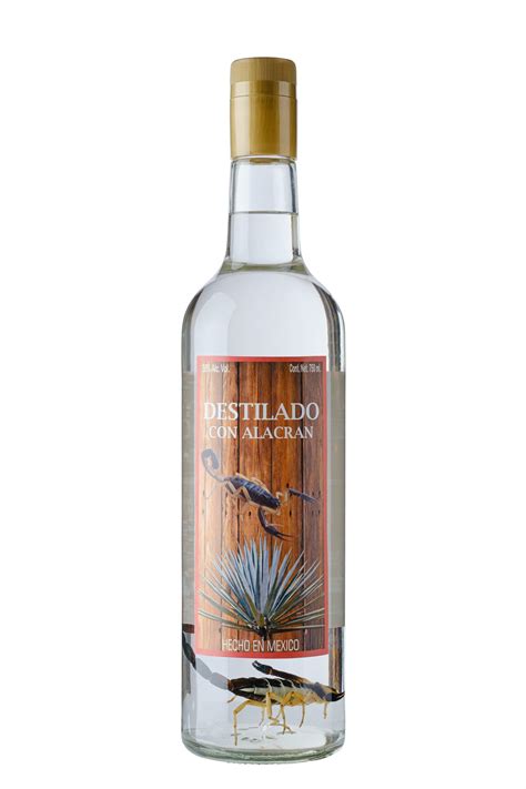 Destilado Con Alacrán El Buen Mezcal