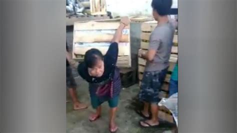 Foto Alasan Kuli Bangunan Kebanyakan Berasal Dari Jawa Halaman