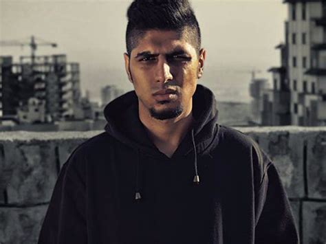 بیوگرافی رضا پیشرو؛ عکس های رضا پیشرو رپر ایرانی و زندگی شخصی و همسرش