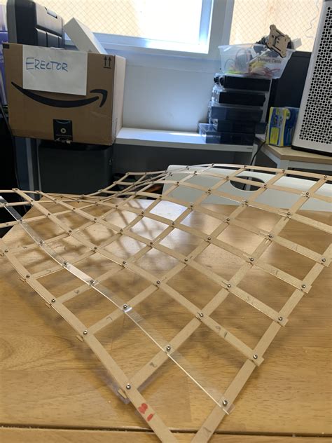 Fabrication Of An Elastic Geodesic Grid Lemur