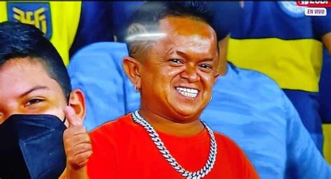 Jorgito Guayaco Popular O V Ctima De Burlas