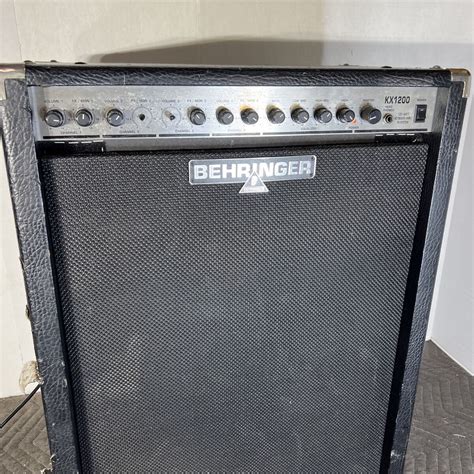 Behringer Keyboard Amp