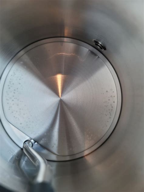 커피포트 바닥에 검은 점 뭘까요 지식in