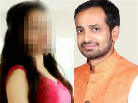 Hemant Katare Case पीड़ित लड़की ने यूपी में आत्महत्या की ये वजह आई सामने Girl Prinshu Singh