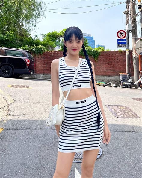 미우미우 풀착장 입은 아이들 민니 인스타  인스티즈 Instiz 이슈 카테고리