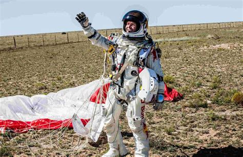 10 години по скокот од работ на вселената Ред Бул објави досега