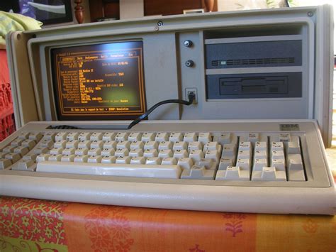 Ibm Pc Xt 5155 Vieux Ordinateurs Station De Travail Informatique