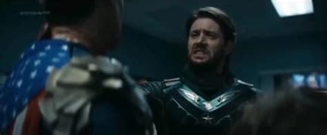 ببینید برخورد شدید مارادونا با مسی وقتی از نتیجه بازی با عربستان