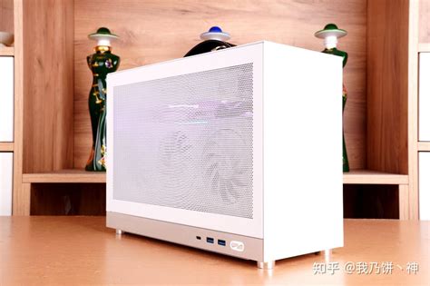 12 4l的itx机箱装240水冷，能盖上就算赢，闪鳞s450 Itx机箱评测 知乎