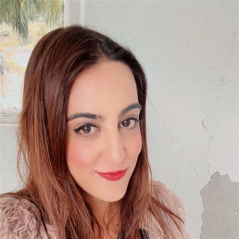 Tulsi Savani 💕 Tulsi13 • Threads Say More