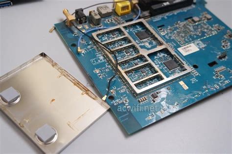 新版网件R v 拆机与旧版有哪些区别 路由器交流