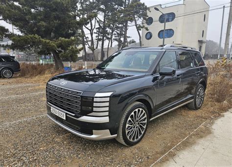넓어진 공간으로 활용·편의성 ‘쑥패밀리카의 정석 서재근의 시승기 디 올 뉴 팰리세이드