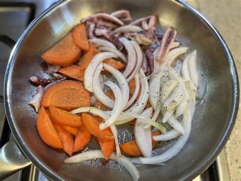 오징어 샐러드 단백질이 풍부한 오징어 구운야채