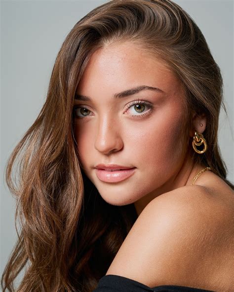 Presley Elise Steals The Show In November 2024 Photoshoot • Celebmafia