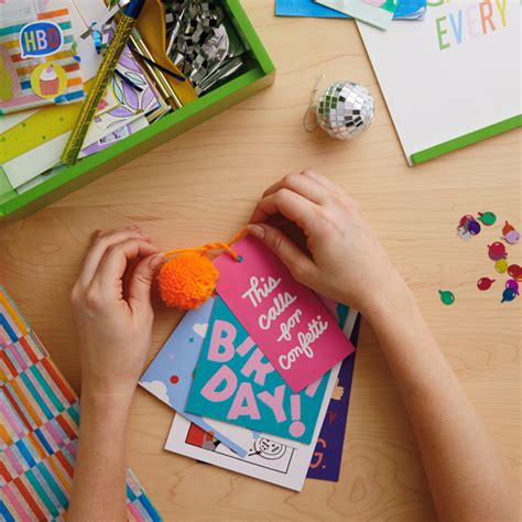 9 DIY Memory Box Ideas To Keep Special Days Close At Heart Hallmark Ideas Inspiration