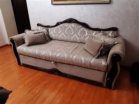 Диван в класичному стилі 15 000 грн Меблі для вітальні Березне на Olx
