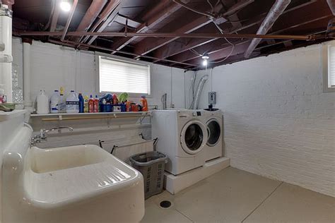 Built By Beich Candy Company Executive Circa 1909 In Illinois 173500 The Old House Life