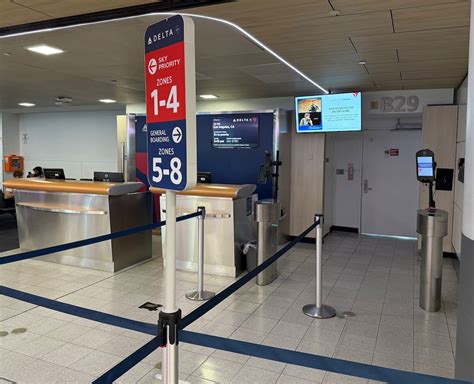 Delta Flight Attendant Attacks Southwest Gate Agent Calls Her Names