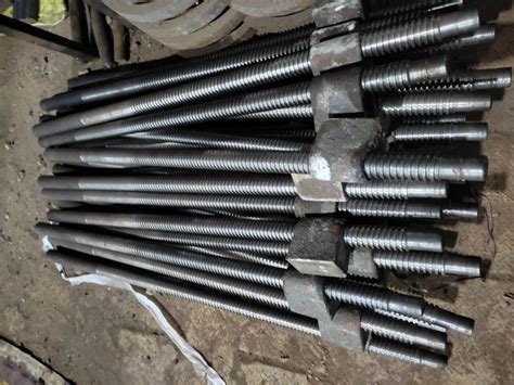 Mild Steel Cross Slide Screw For Used In Lathe Machine At 900 Piece In New Delhi
