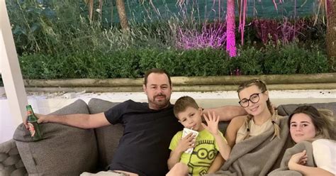 Love Island Star Dani Dyer Shares Sweet Message For Dad Danny Dyer On