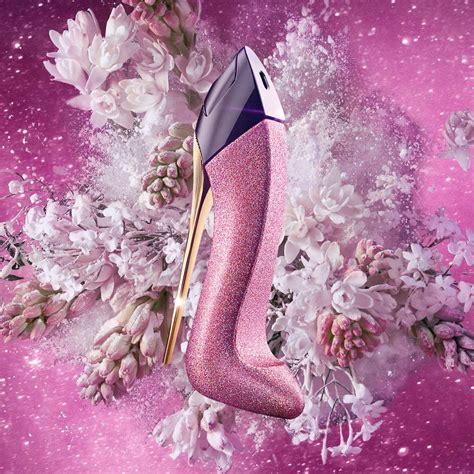 CAROLINA HERRERA: Good Girl Fantastic Pink | namperfume