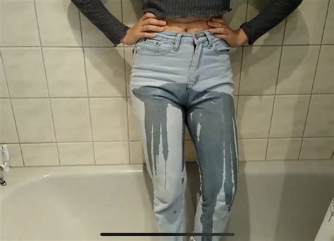 Finally Letting Piss Flow ThisVid Com