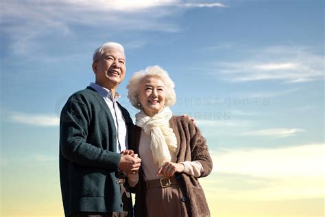 夫妇高清图片 幸福的老年夫妇 人像图片免费下载 格式 6000像素 编号66947141 千图网