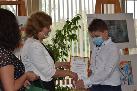 Тодор Петров от СУ „Вичо Грънчаров“ бе отличен в конкурса „С очите си видях бедата“ Regnews